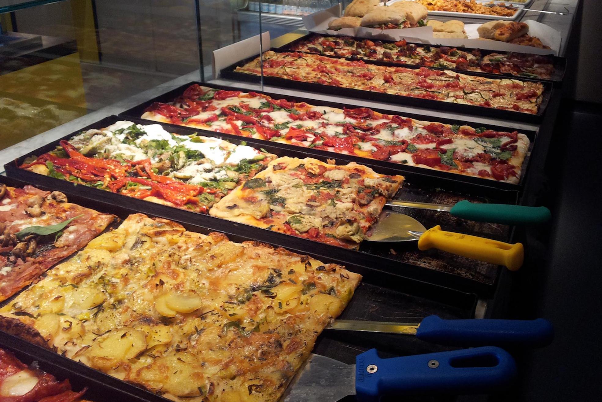 Pizzeria Malleti - The Budget Traveller - Cheaprooms.co.uk
