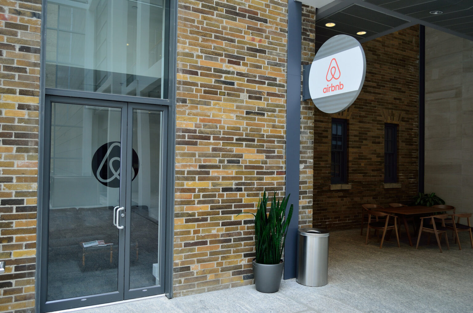 The Best Airbnb Management Companies in the UK